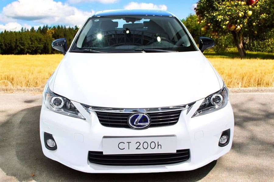 How to Tell If Your 2013 Lexus CT 200h Battery Is Nearing the End of ...